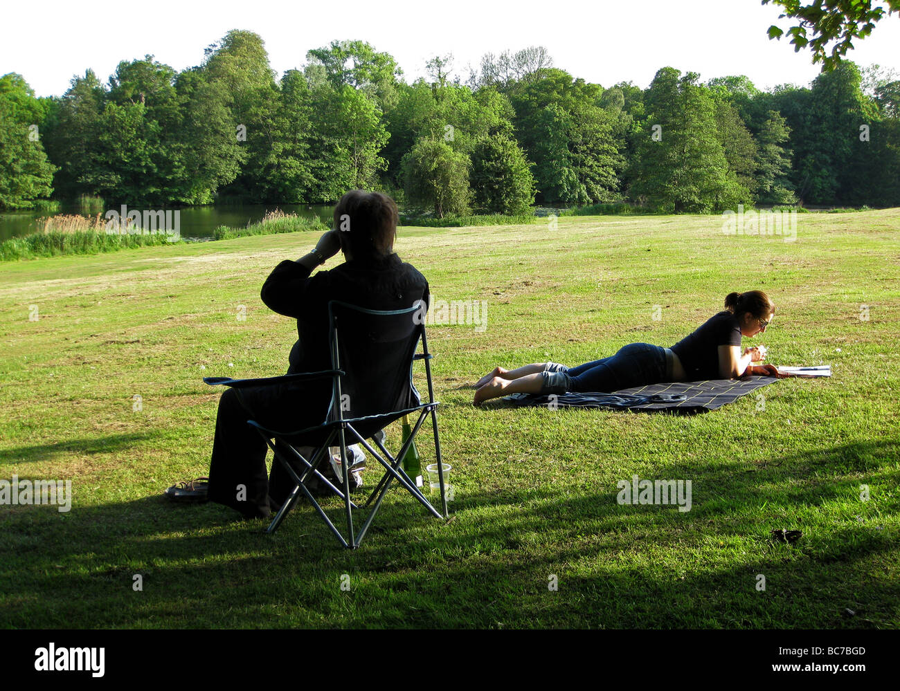 Hot sun shadows hi-res stock photography and images - Alamy