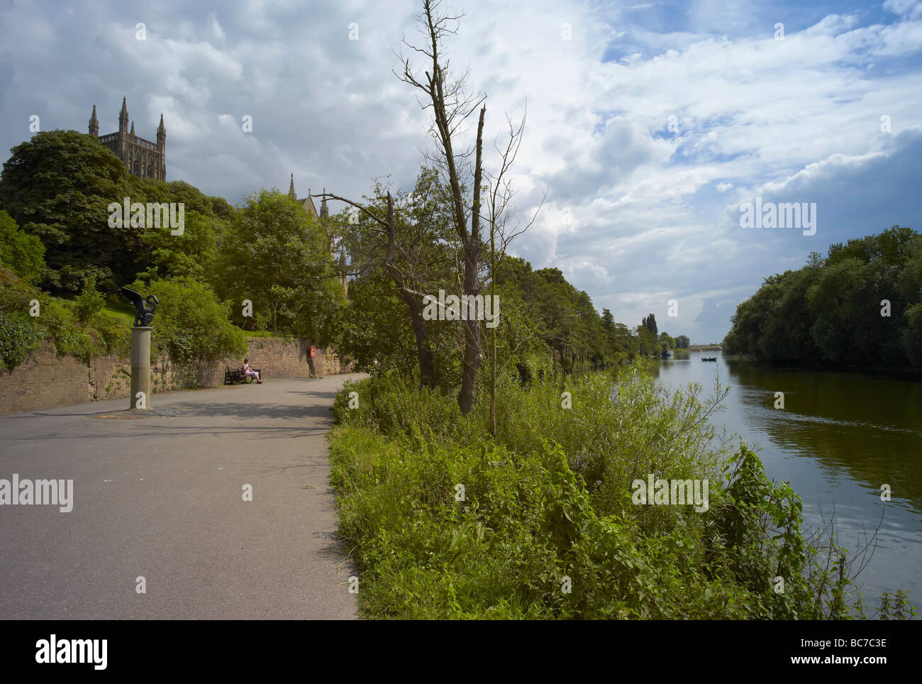 Worcester cathedral riverside landscape hi-res stock photography and ...