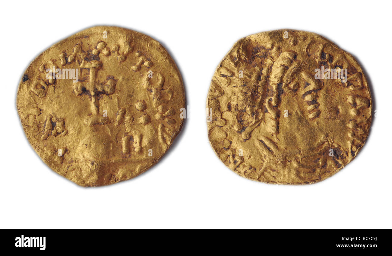 Roman gold coin hi-res stock photography and images - Alamy