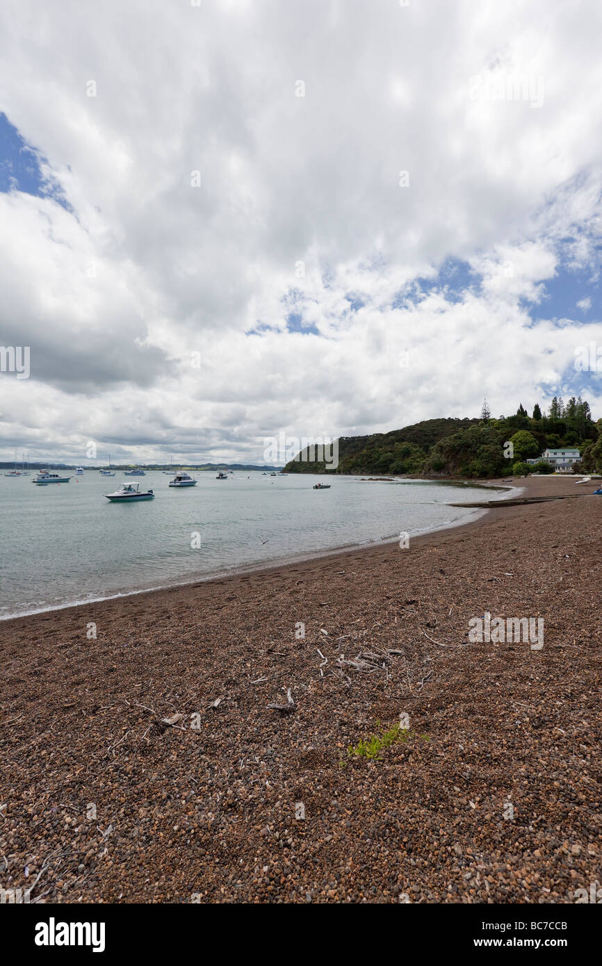 Russell bay islands north island hi-res stock photography and images ...