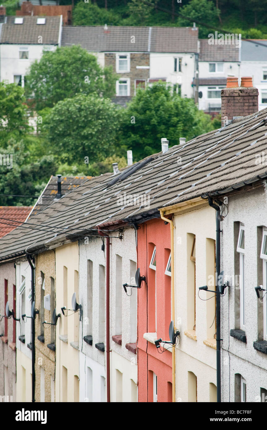 Row Of Terraced Houses Stock Photos & Row Of Terraced Houses Stock ...