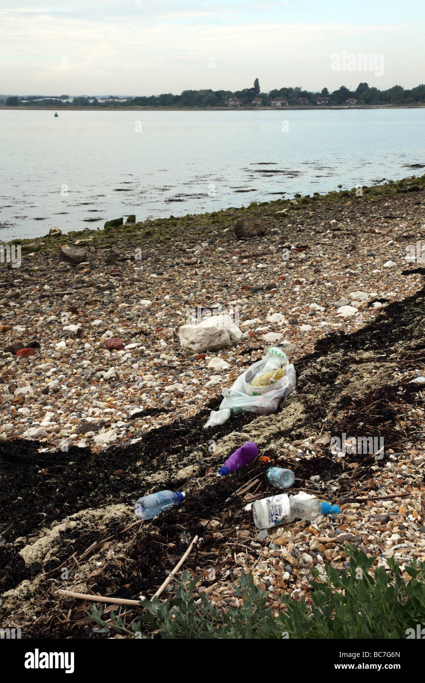 Plastic litter sea hi-res stock photography and images - Alamy