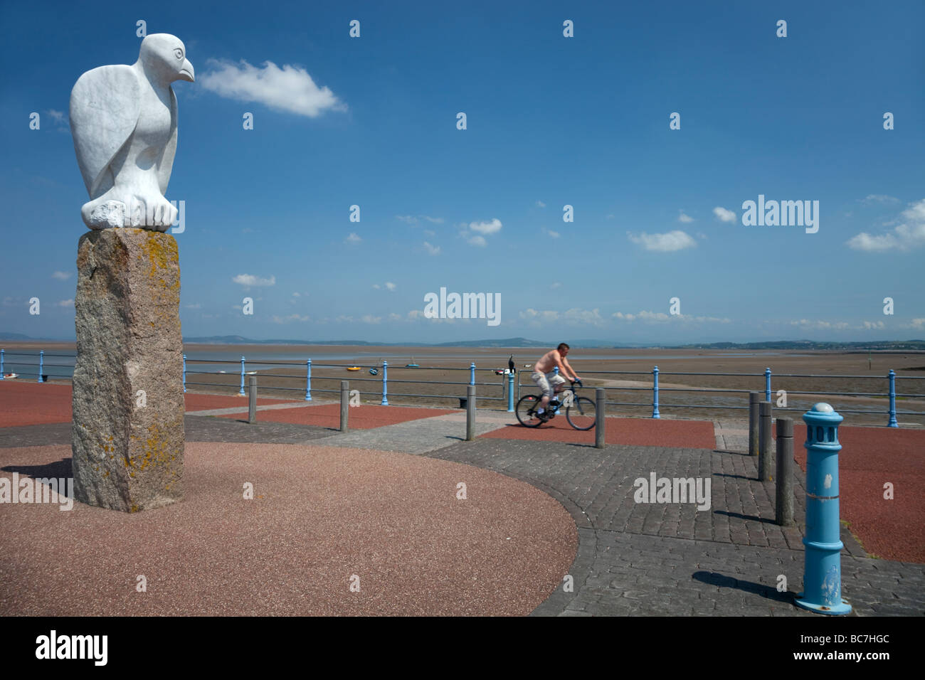Morecambe seaside resort hi-res stock photography and images - Alamy