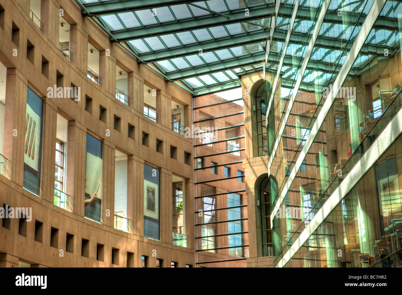 Pictures colour library hi-res stock photography and images - Alamy