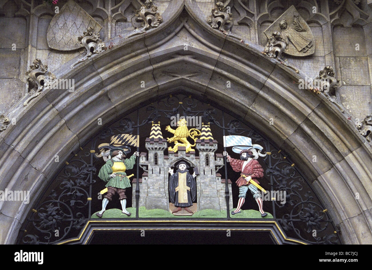 The glockenspiel moving figures in the clock tower of the Neues Rathaus ...