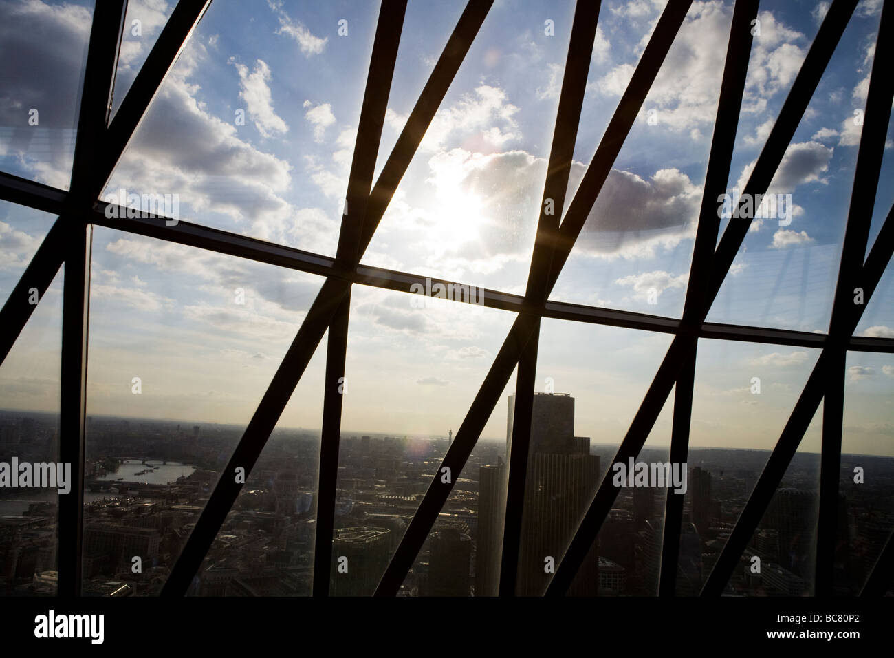 London gherkin interior hi-res stock photography and images - Alamy