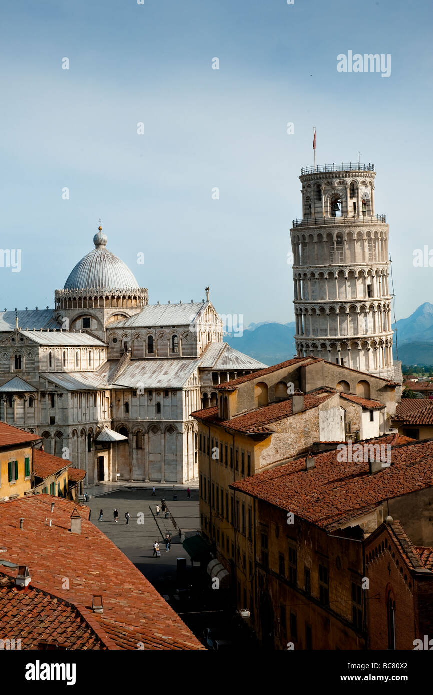 Piazza Dei Miracoli and Leaning Tower of Pisa, Pisa, Tuscany, Italy ...