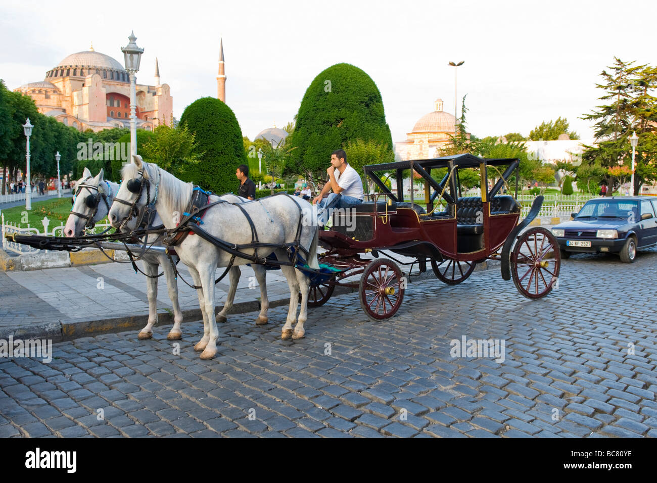 Fiacre hi-res stock photography and images - Alamy