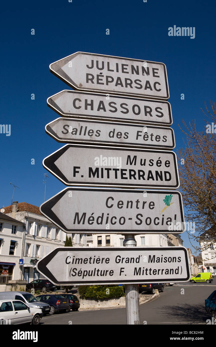 Road signs in french village hi-res stock photography and images - Alamy