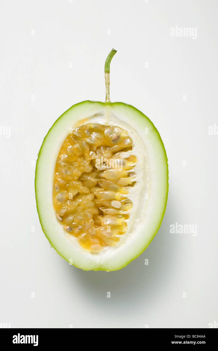 Halved lengthwise hi-res stock photography and images - Alamy