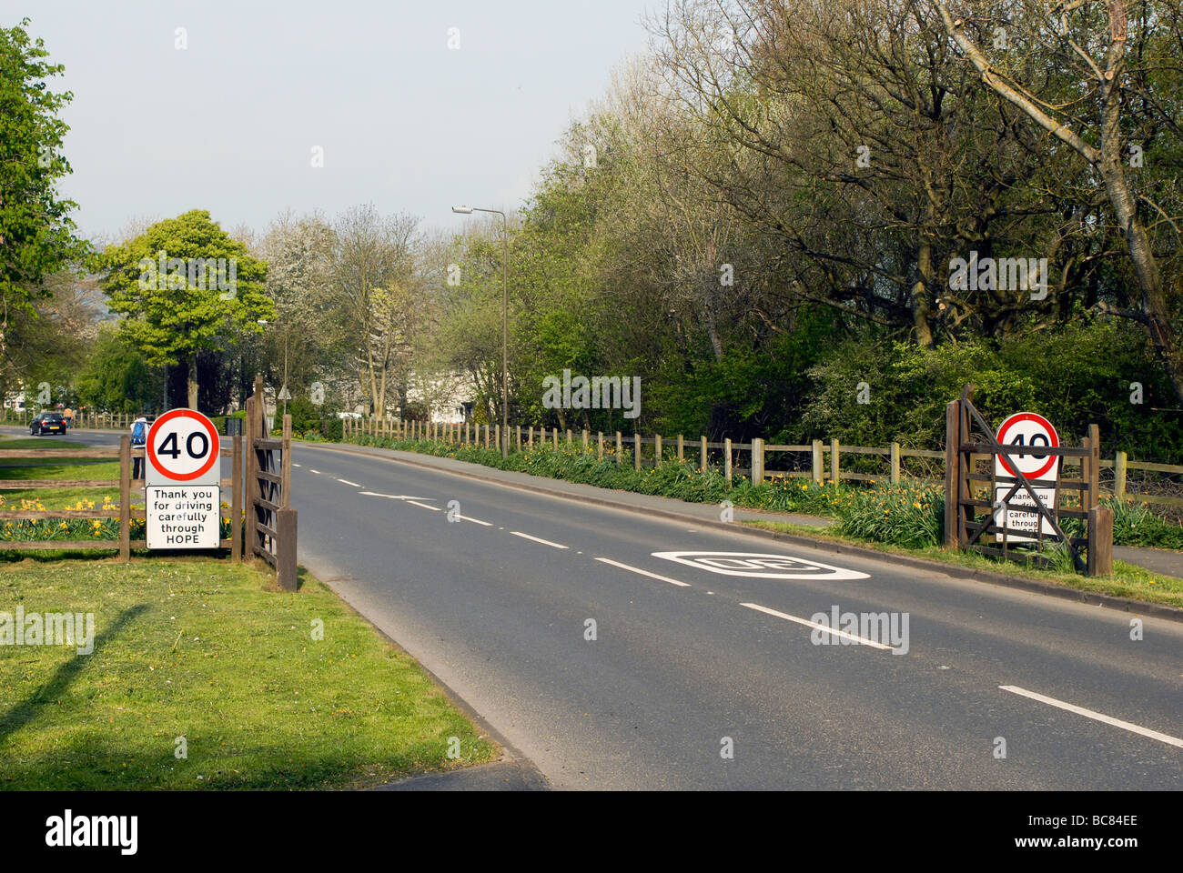 40 mph road signs hi-res stock photography and images - Alamy