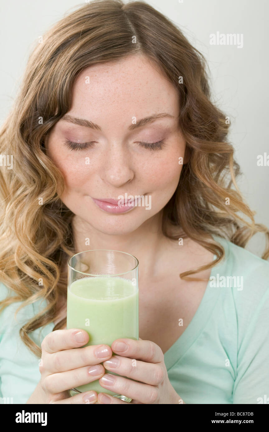 Fitness shake woman hi-res stock photography and images - Alamy