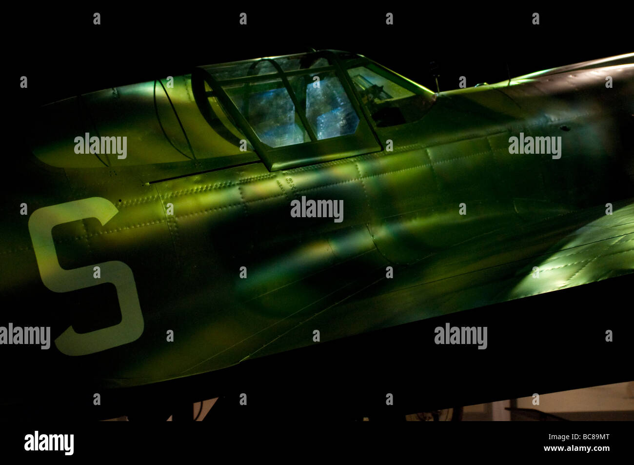 Australian War Memorial Museum, First World War fighter plane, Canberra ...