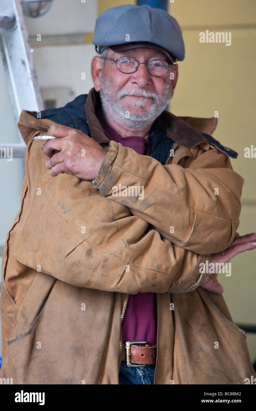 Poor homeless white man hi-res stock photography and images - Alamy