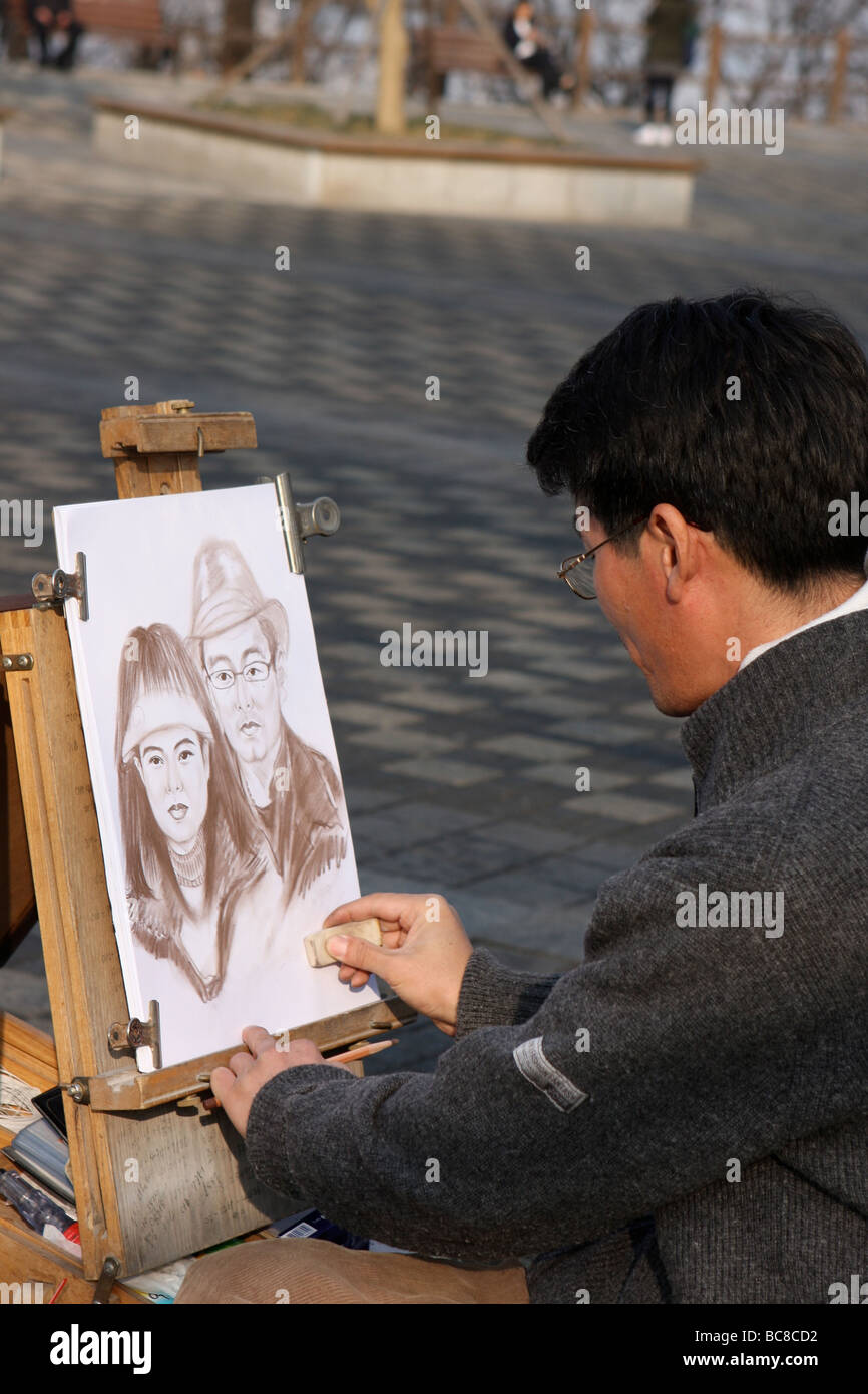 korean drawing portraits, namsan park Stock Photo - Alamy