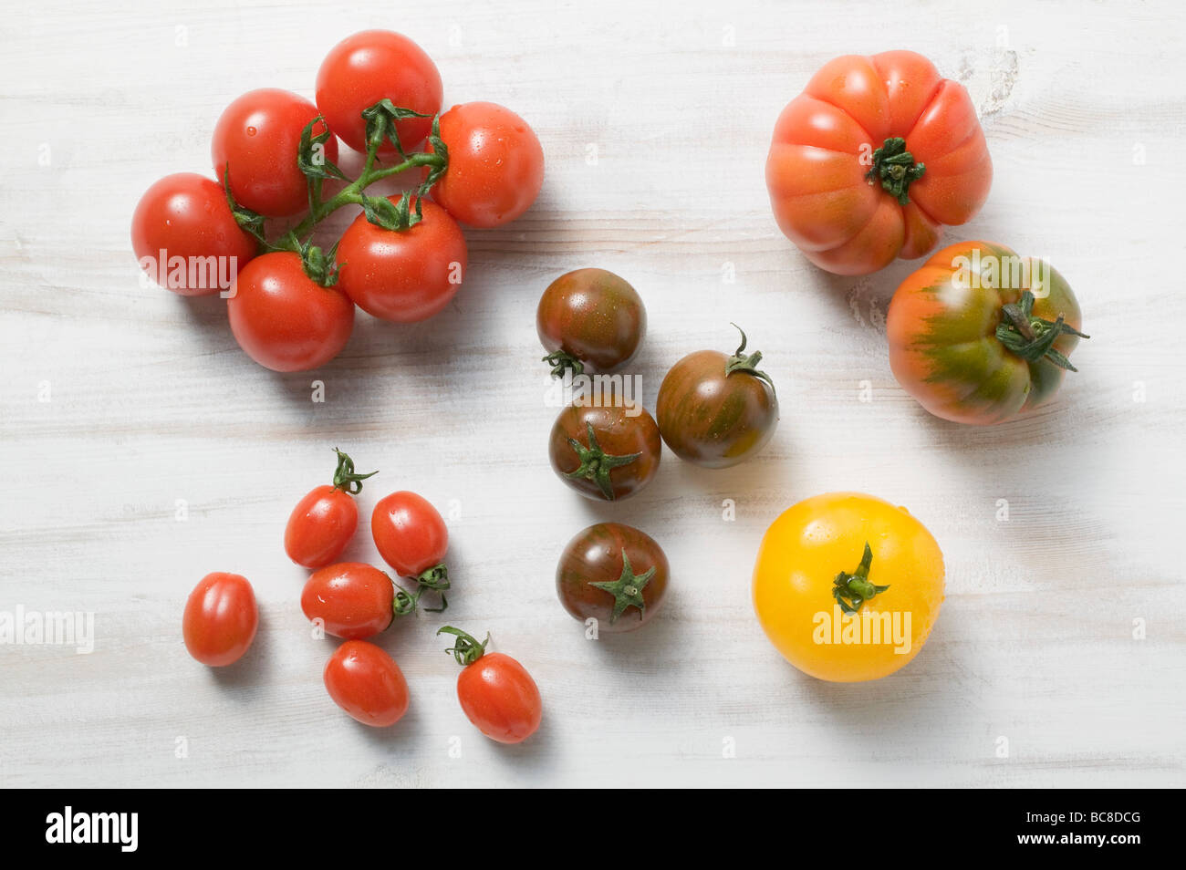 Various types of tomatoes (overhead view Stock Photo - Alamy