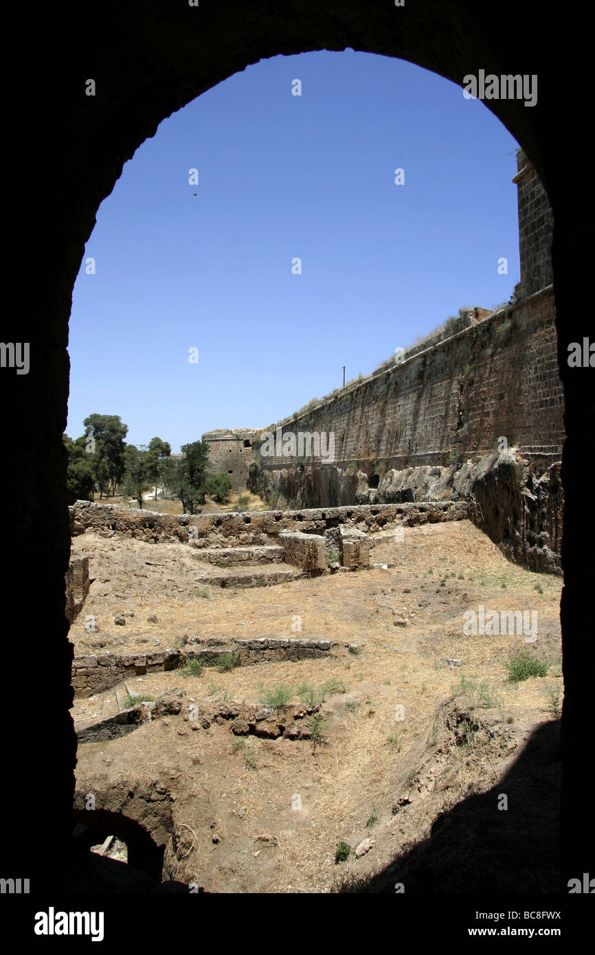 Ravelin gate hi-res stock photography and images - Alamy