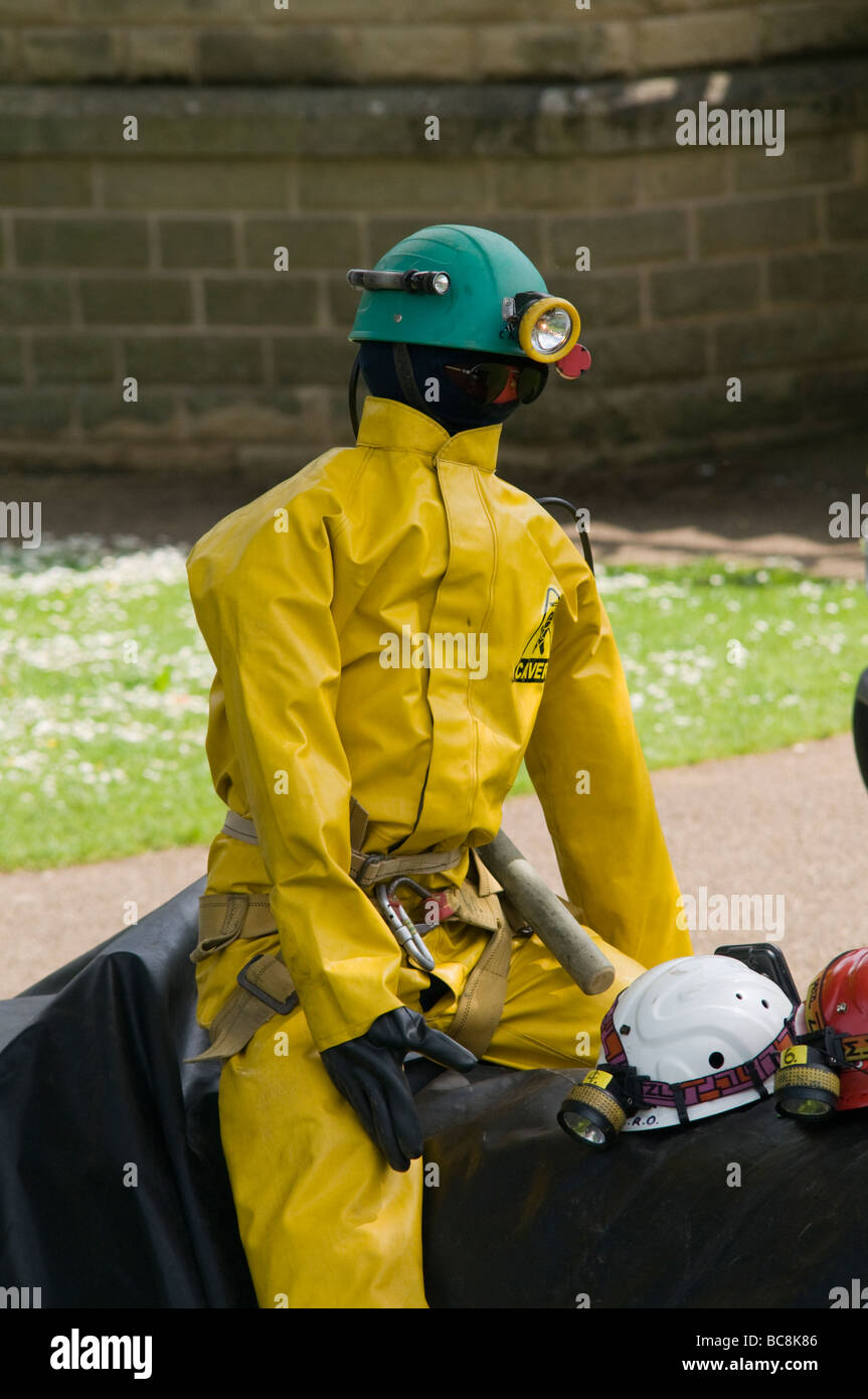 Caves rescue attire hi-res stock photography and images - Alamy