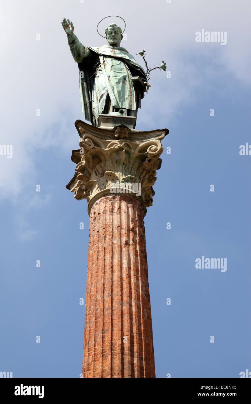 Column saint dominic next basilica hi-res stock photography and images ...
