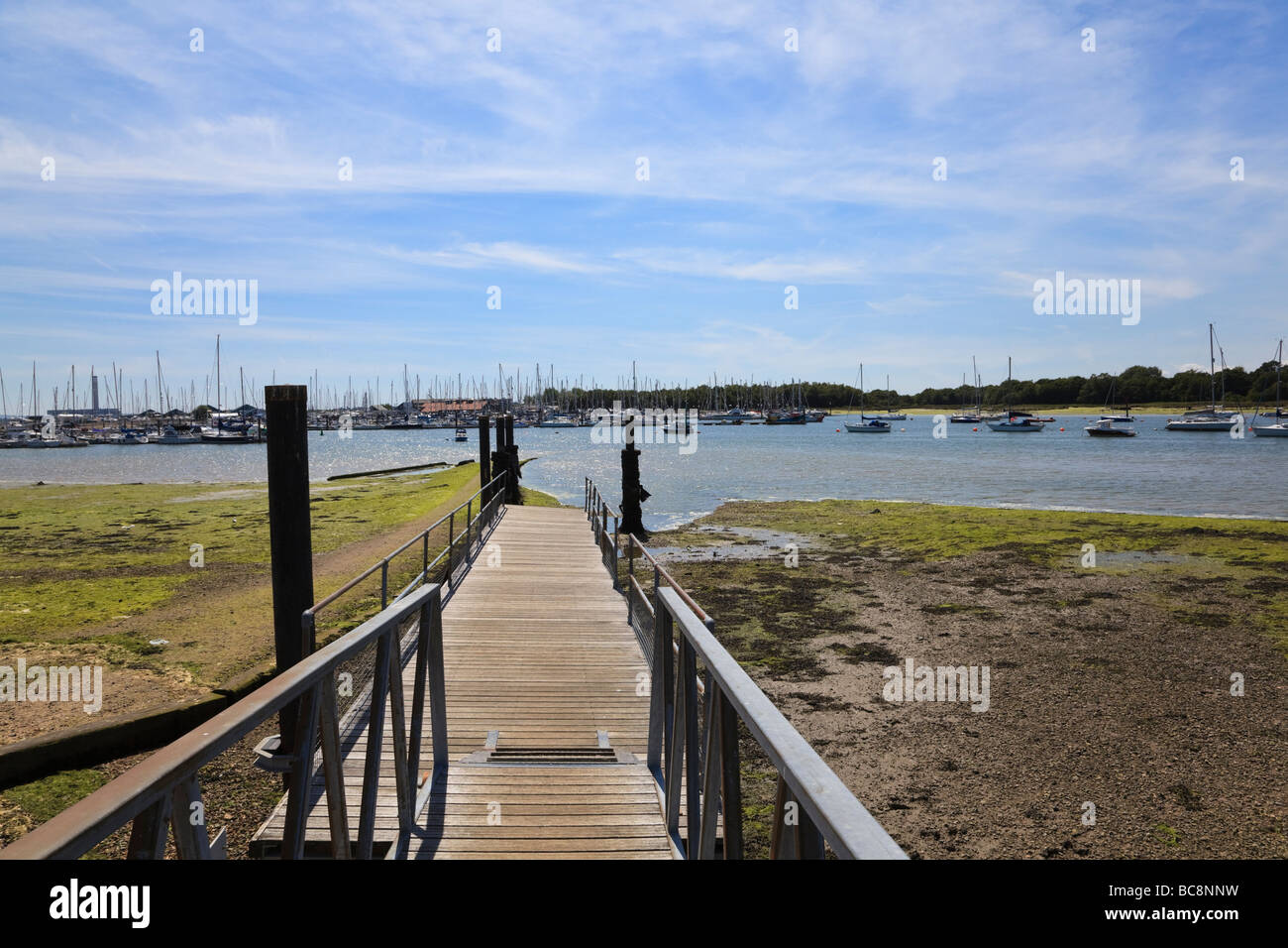 Hamble ferry hi-res stock photography and images - Alamy