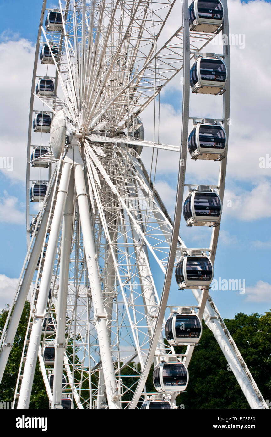 The Windsor Wheel in Alexandra Gardens, Windsor, Berks., UK Stock Photo ...