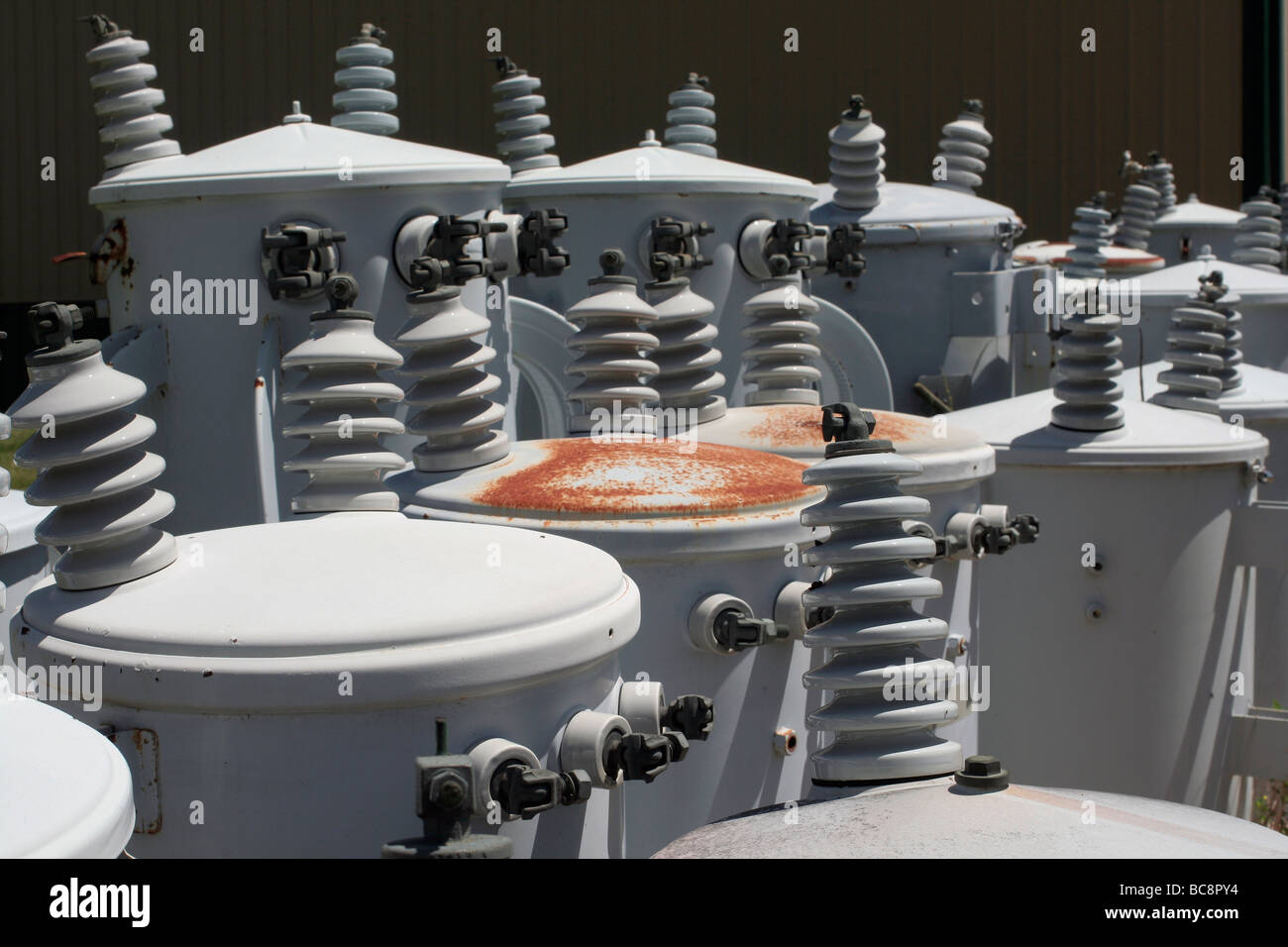 Overhead electricity transformer hi-res stock photography and images ...