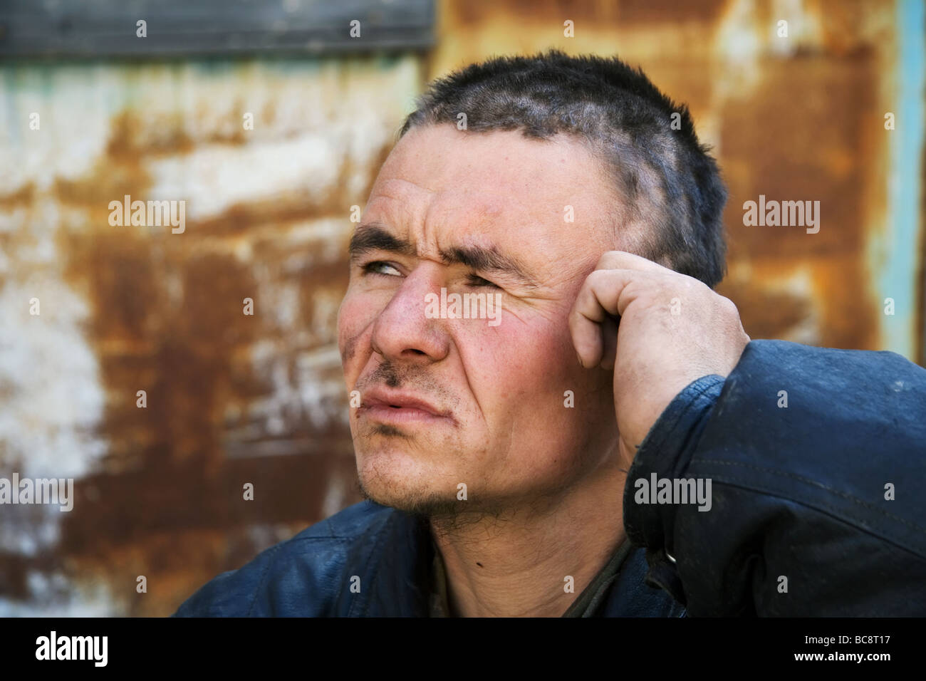 Beggar face hi-res stock photography and images - Alamy