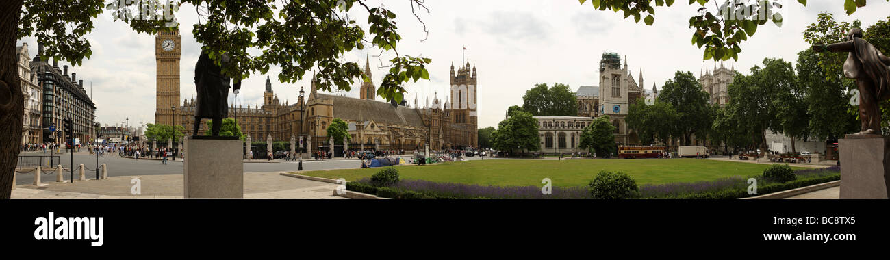 Panorama of Parliament Square and The Houses of Parliament London ...