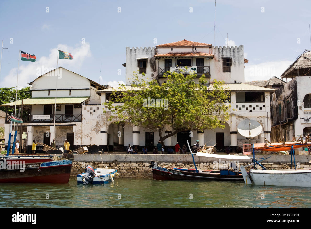 Coastal view of boats and seaside town - Lamu Island, Kenya Stock Photo ...