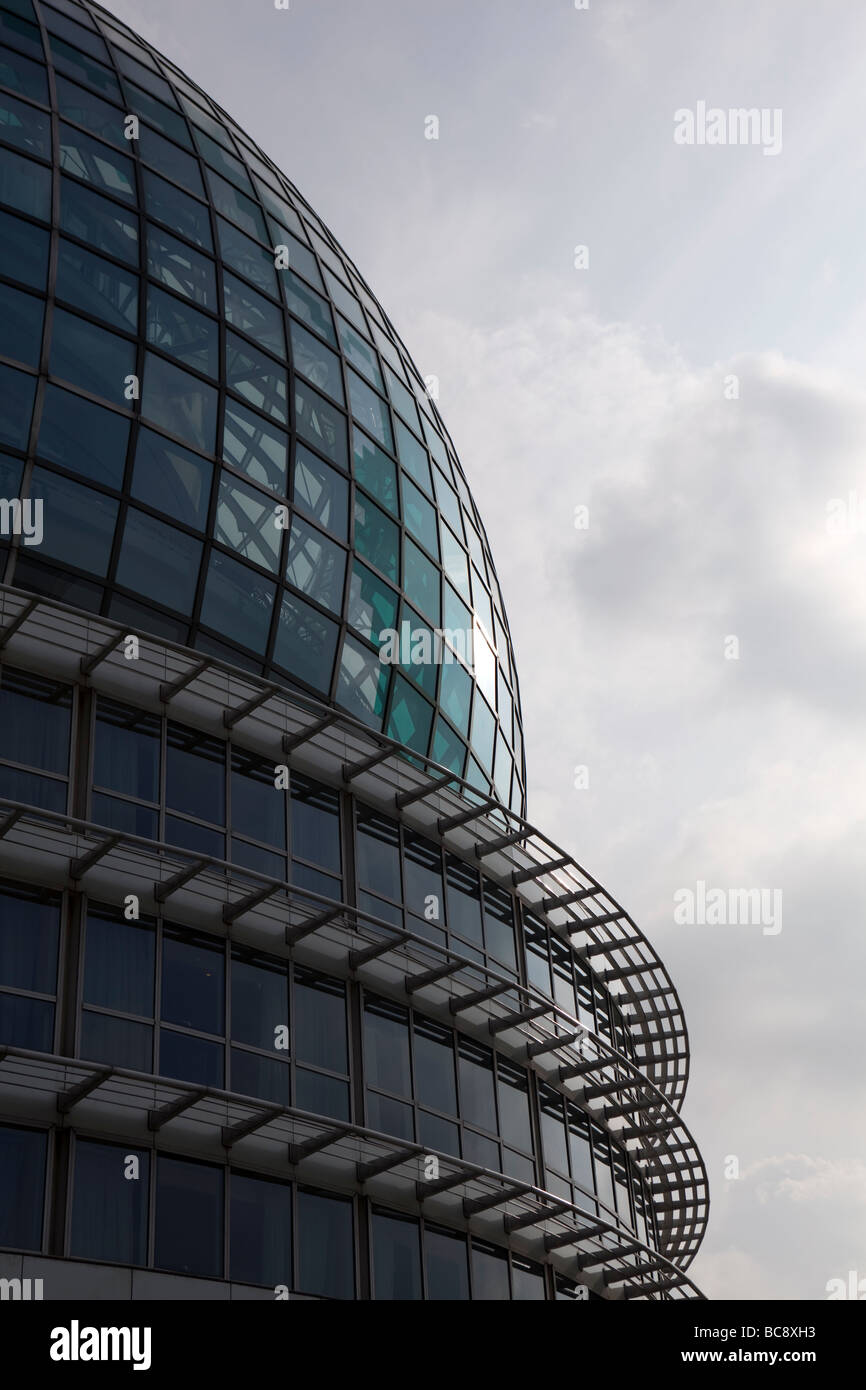 Shanghai international convention center hi-res stock photography and ...