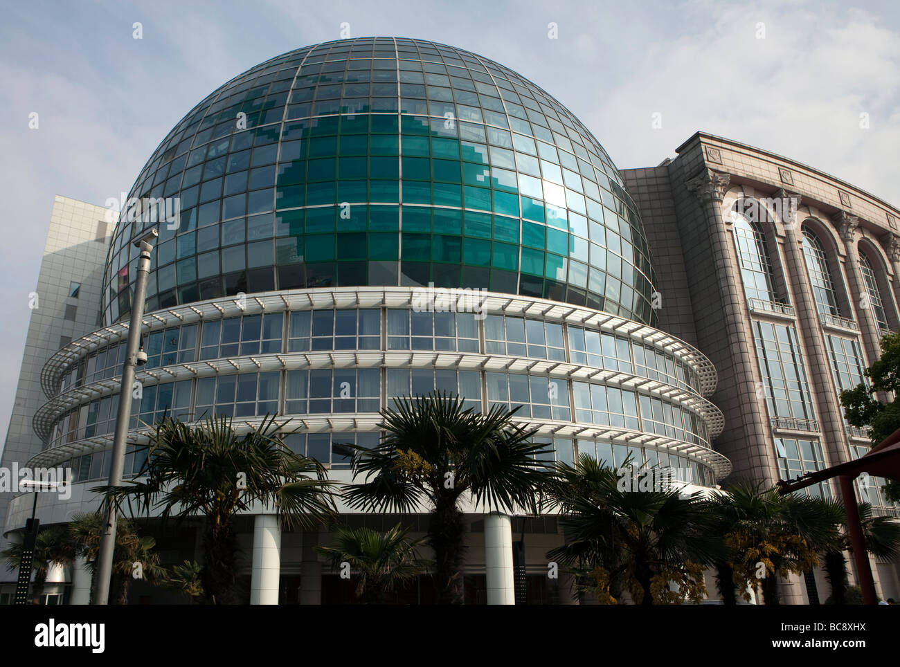Expo center shanghai hi-res stock photography and images - Alamy