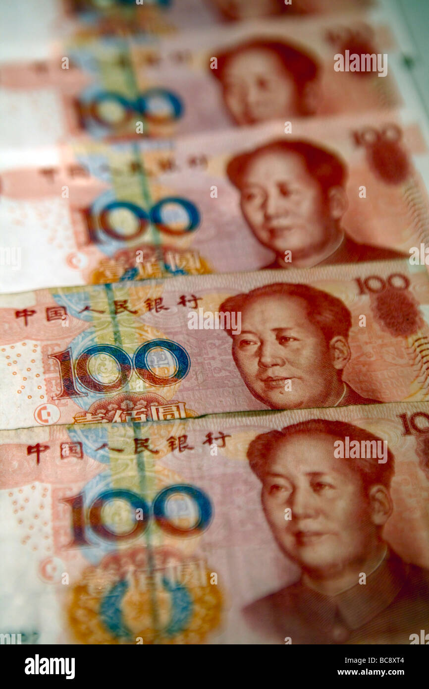 100 Yuan notes are seen in a staged photo Stock Photo - Alamy