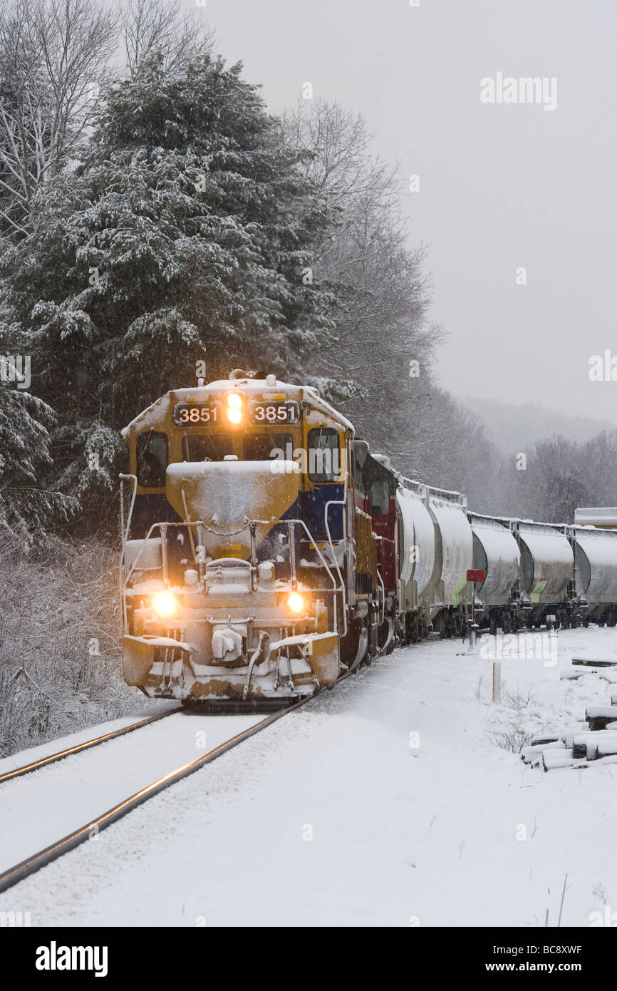 Freight Trains Winter Wallpaper 505 Freight Train In Snow Stock