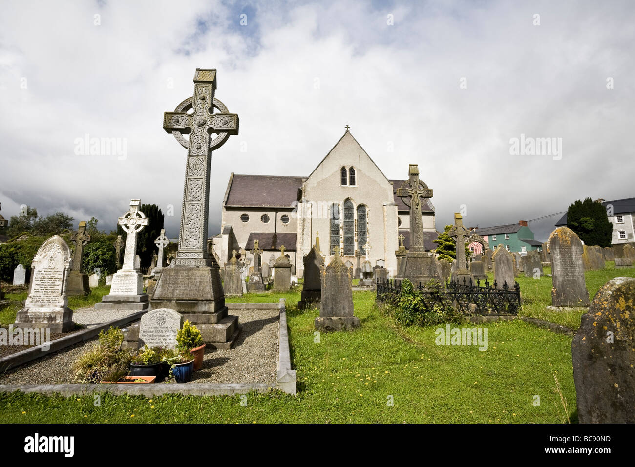 Duiske Abbey viewed fromthe graveyard, Graiguenamanagh, County Kilkenny ...