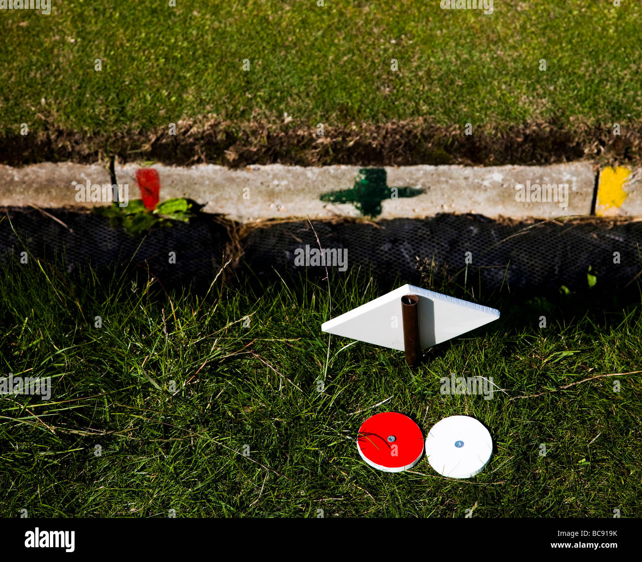 English bowls hi-res stock photography and images - Alamy