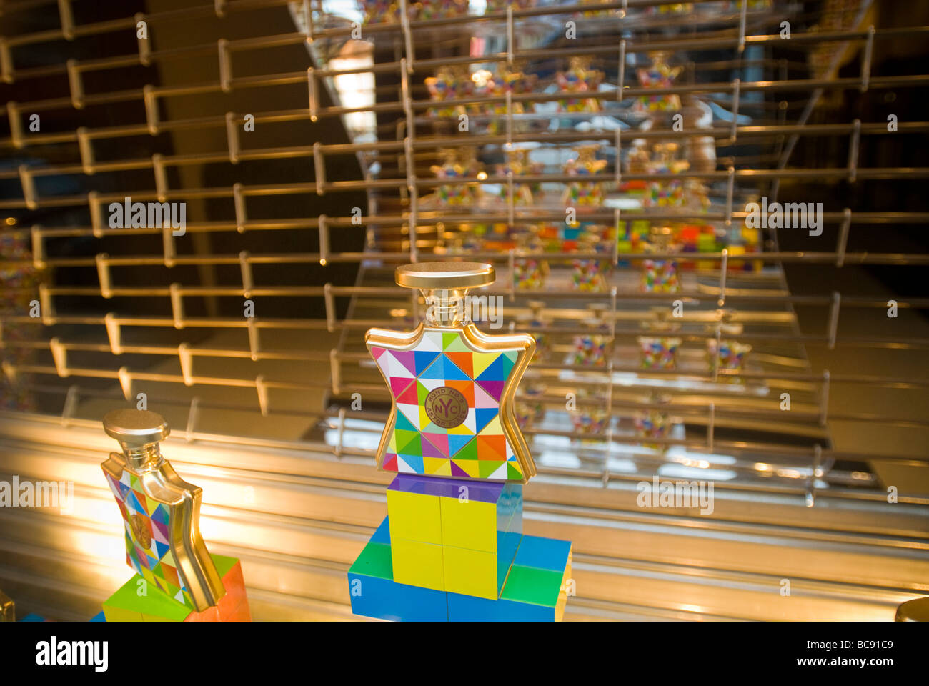 No name perfume hi-res stock photography and images - Alamy