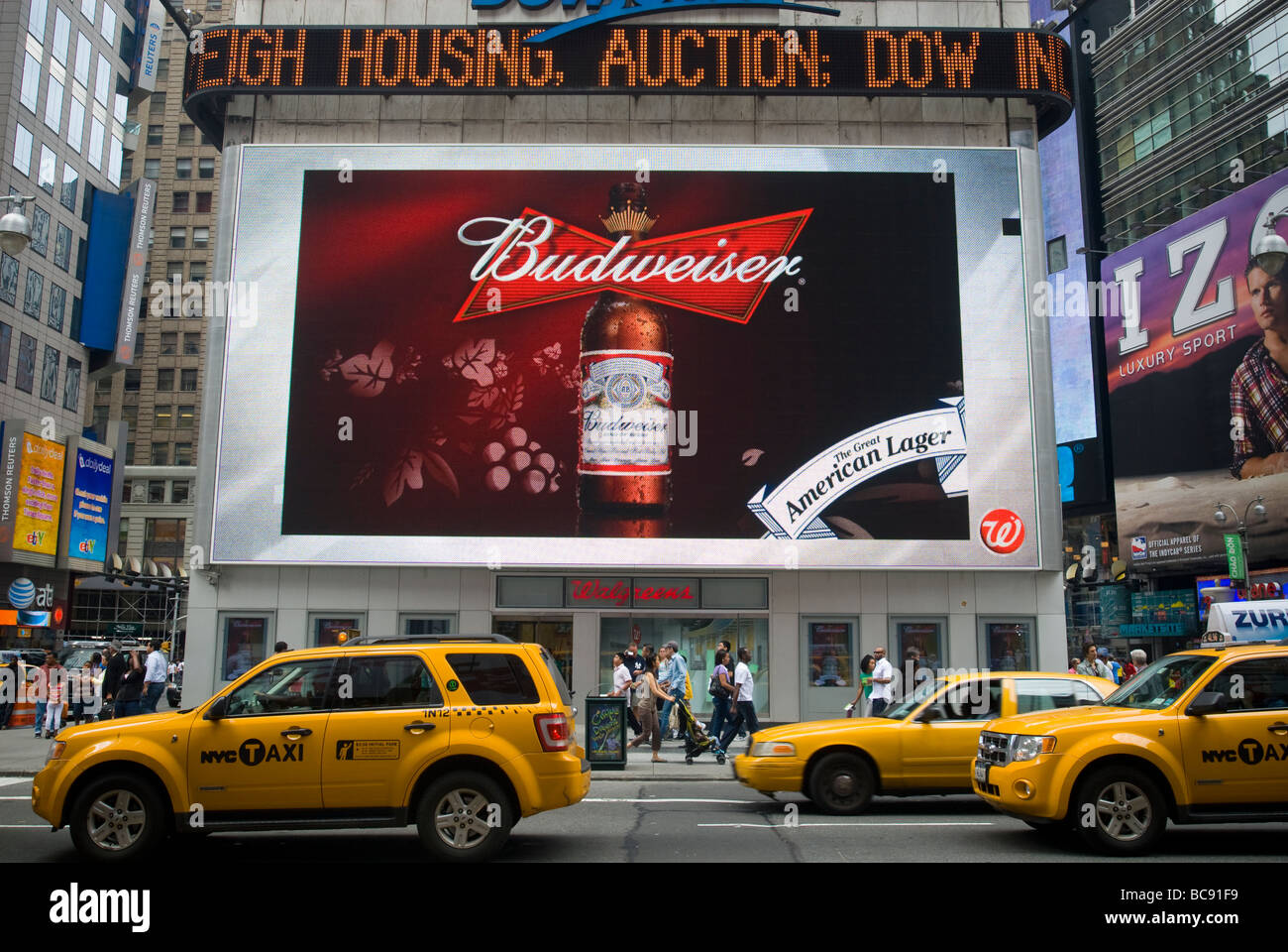 Budweiser sign hi-res stock photography and images - Alamy