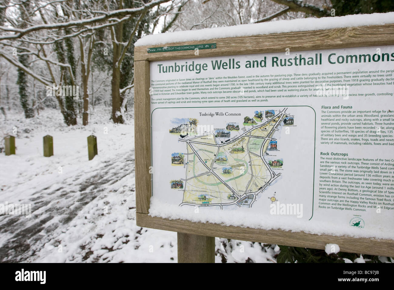 Tunbridge Wells and Rusthall Common Map in the snow Stock Photo - Alamy
