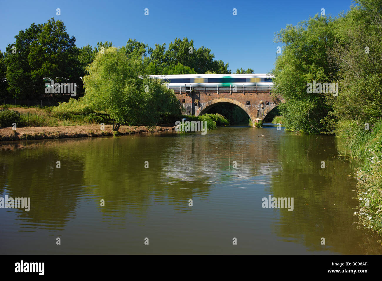 Train passing over a Railway viaduct over the river Medway Haysden ...