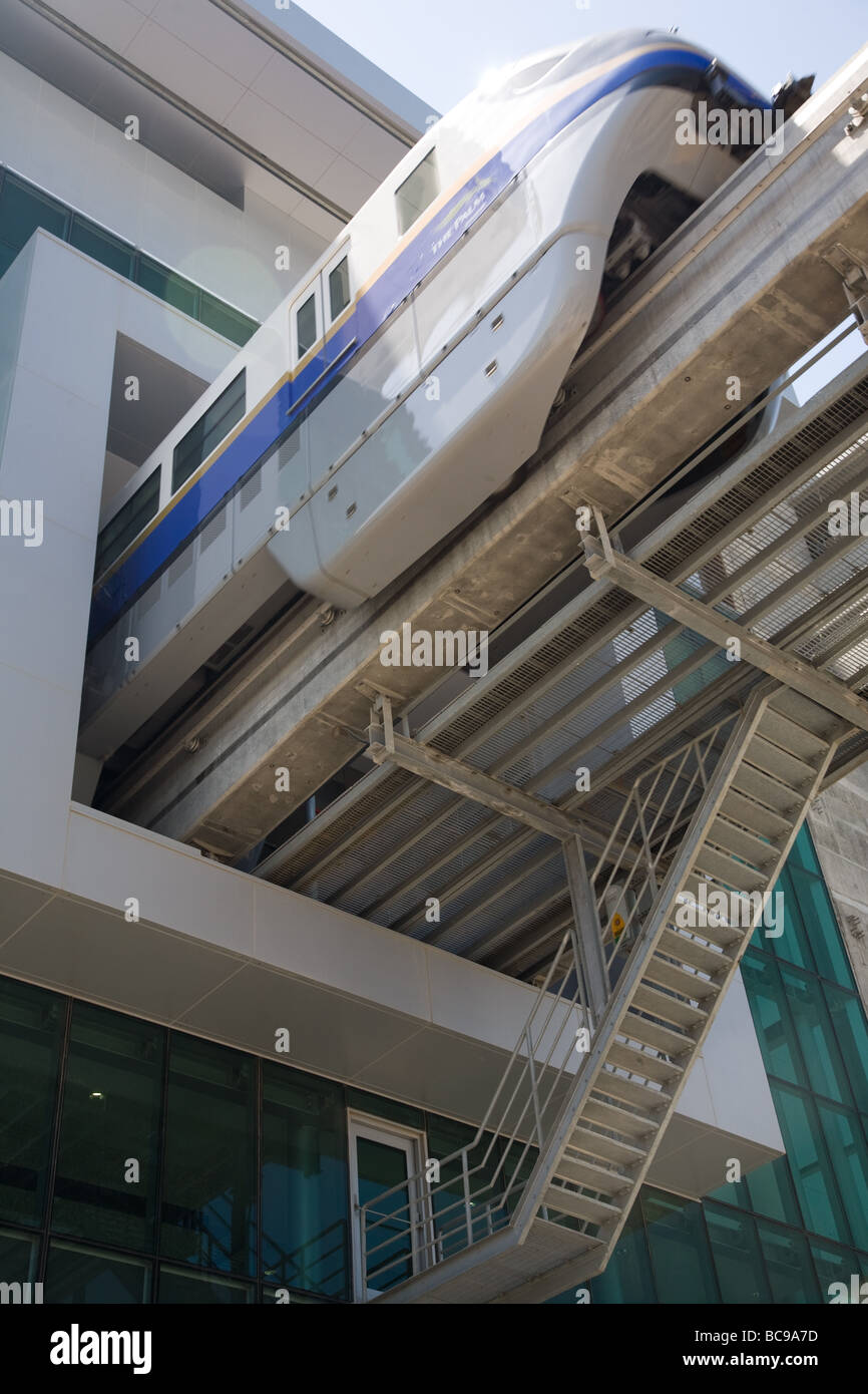 Dubai Palm Jumeirah Monorail Train and Track UAE Stock Photo - Alamy