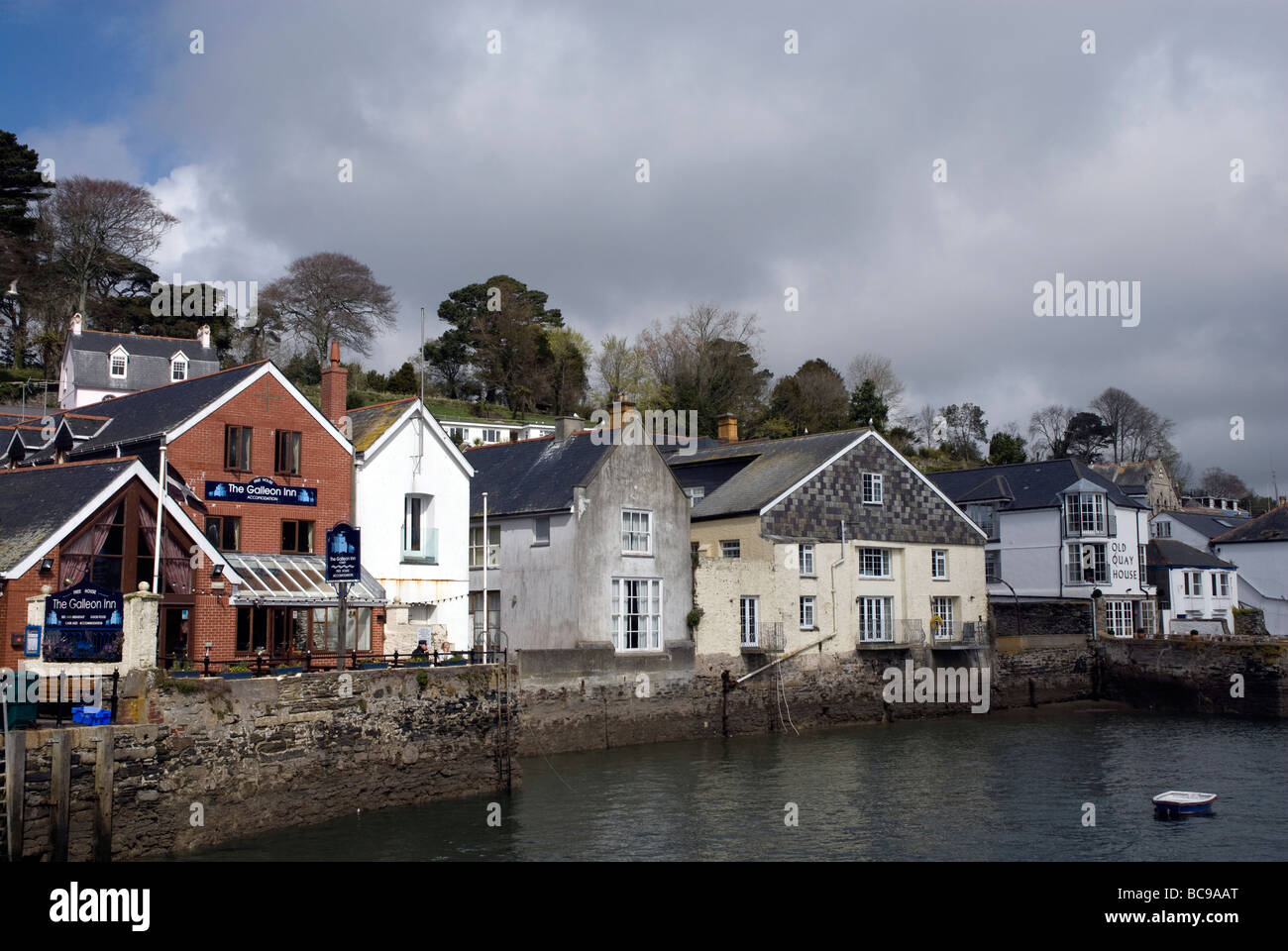 Quay quayside buildings hi-res stock photography and images - Alamy