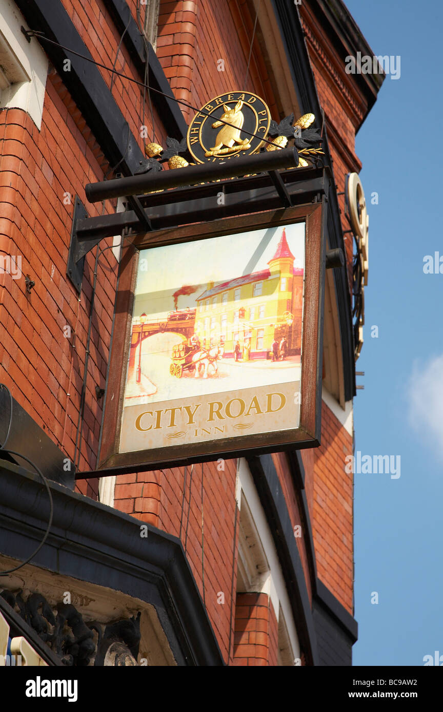 City of manchester sign hi-res stock photography and images - Alamy