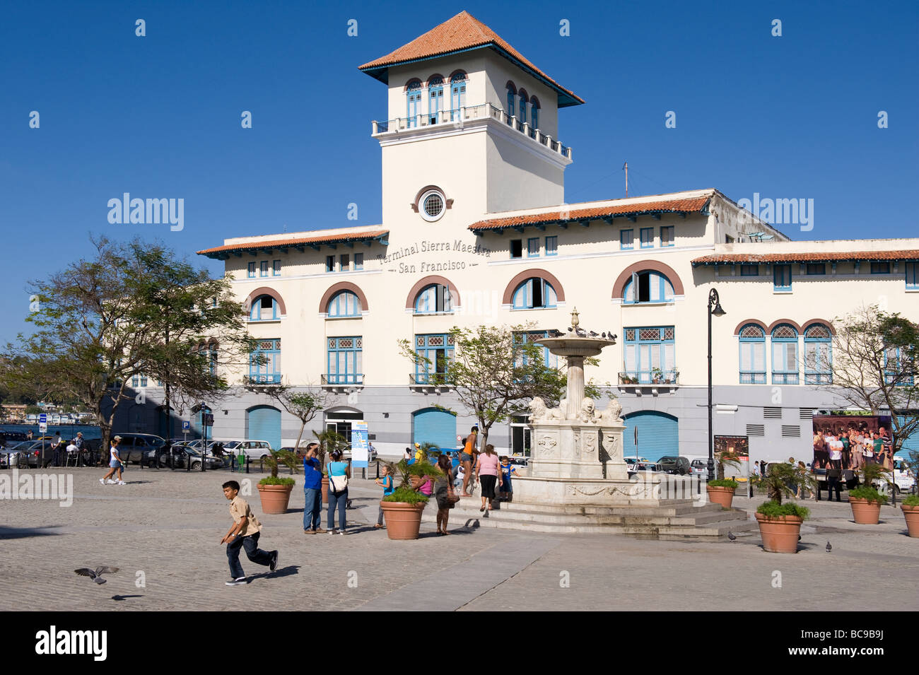 Harbour building hi-res stock photography and images - Alamy