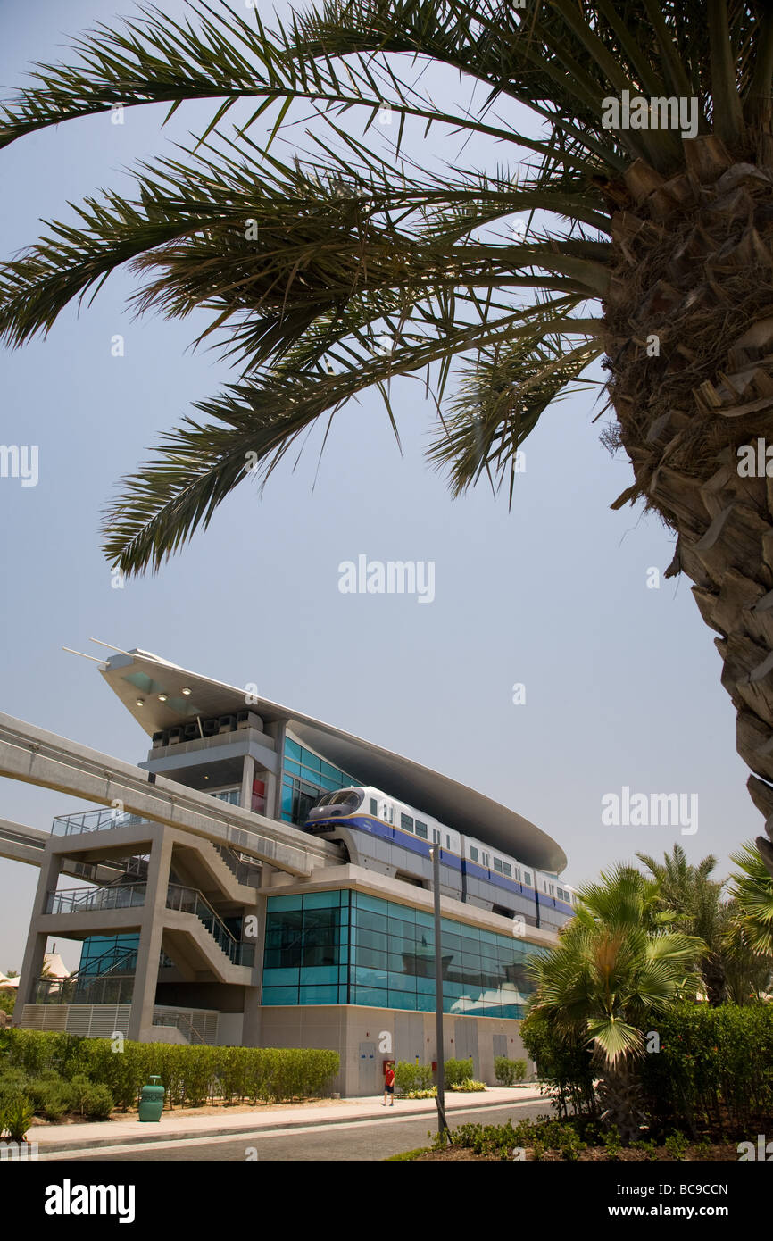 Dubai Palm Jumeirah Monorail Train and Track UAE Stock Photo - Alamy