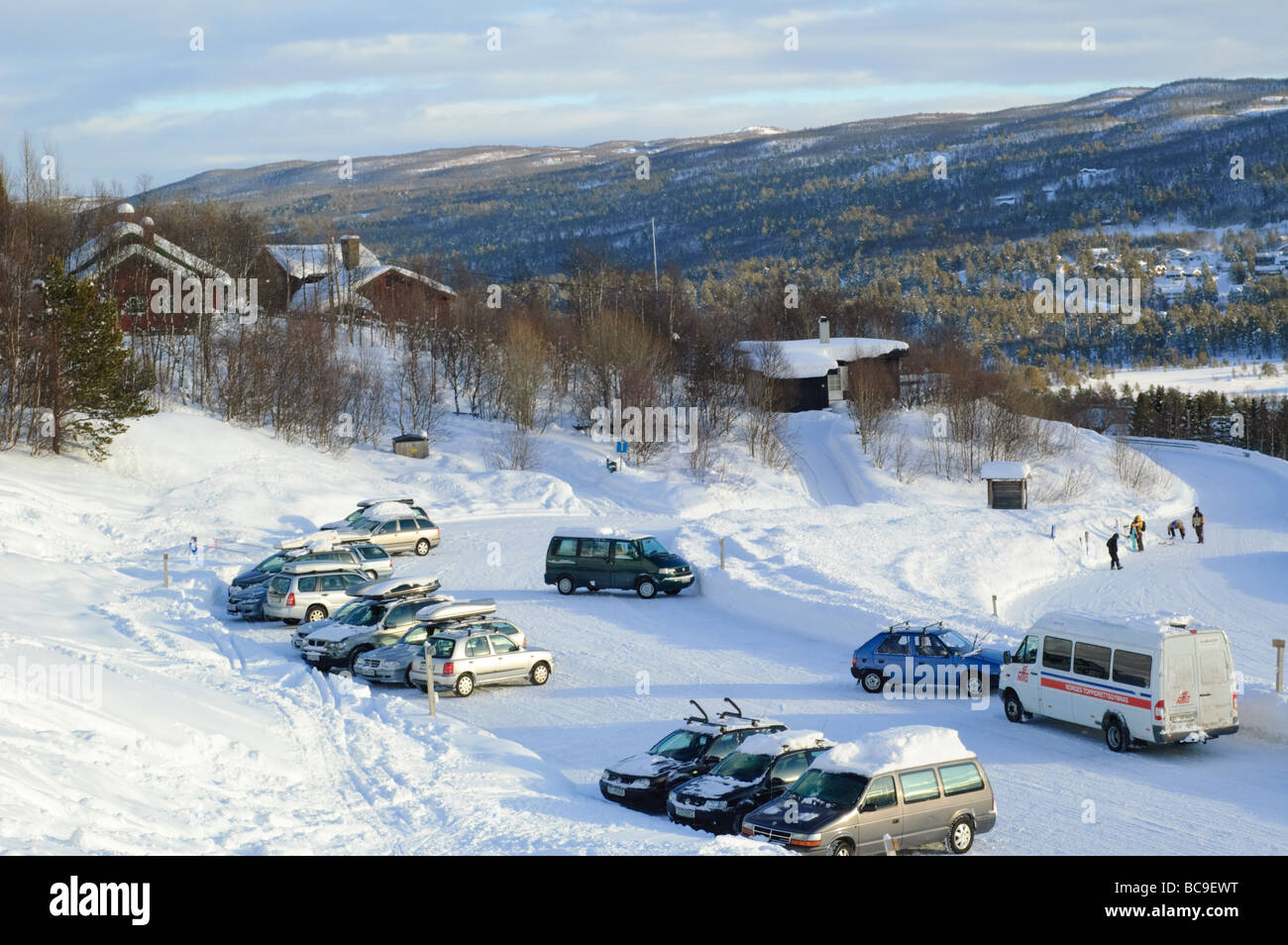 Car snow norway town hi-res stock photography and images - Alamy