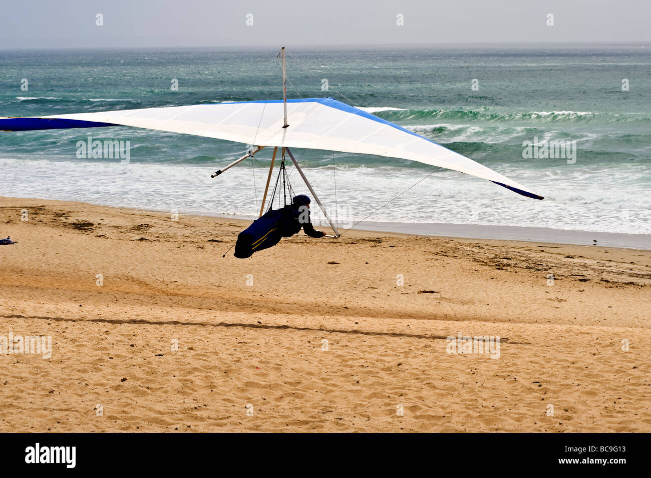Surf glider hi-res stock photography and images - Alamy