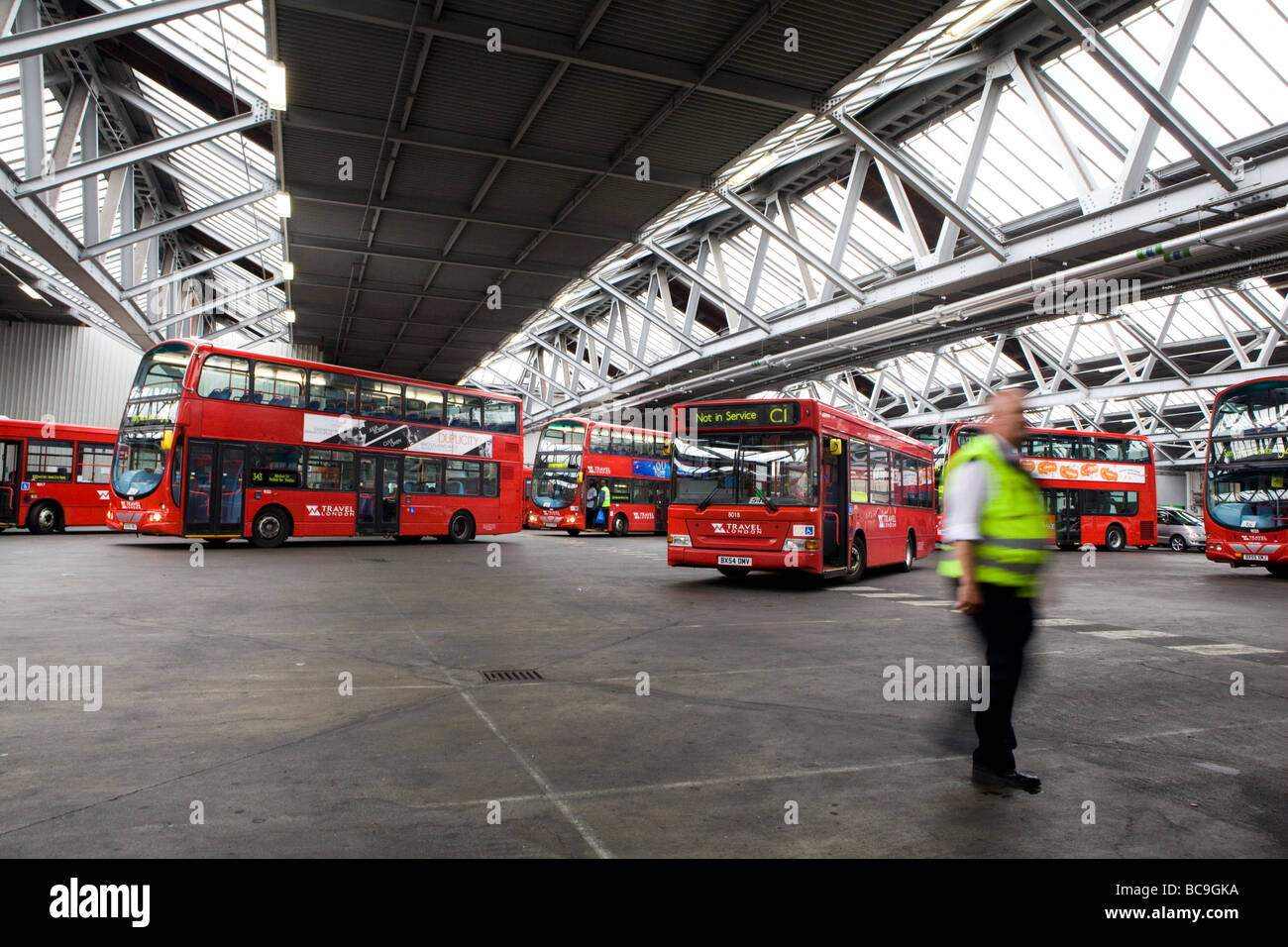 bus mechanic technician fix double decker London Stock Photo - Alamy