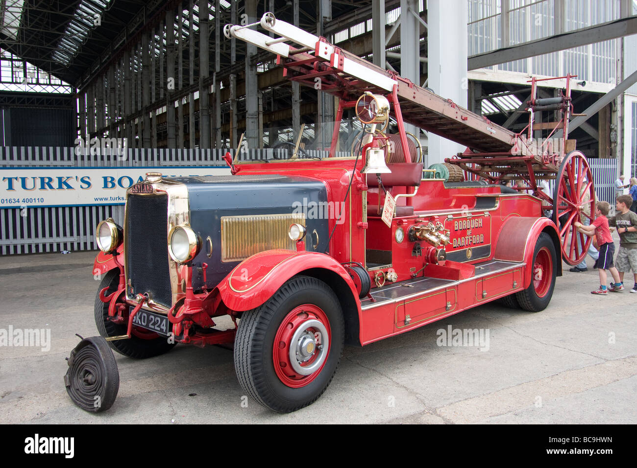 Kent fire engine hi-res stock photography and images - Alamy