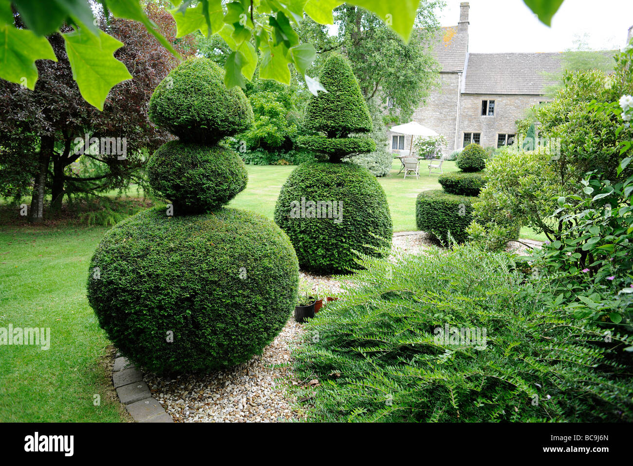 Topiary hi-res stock photography and images - Alamy