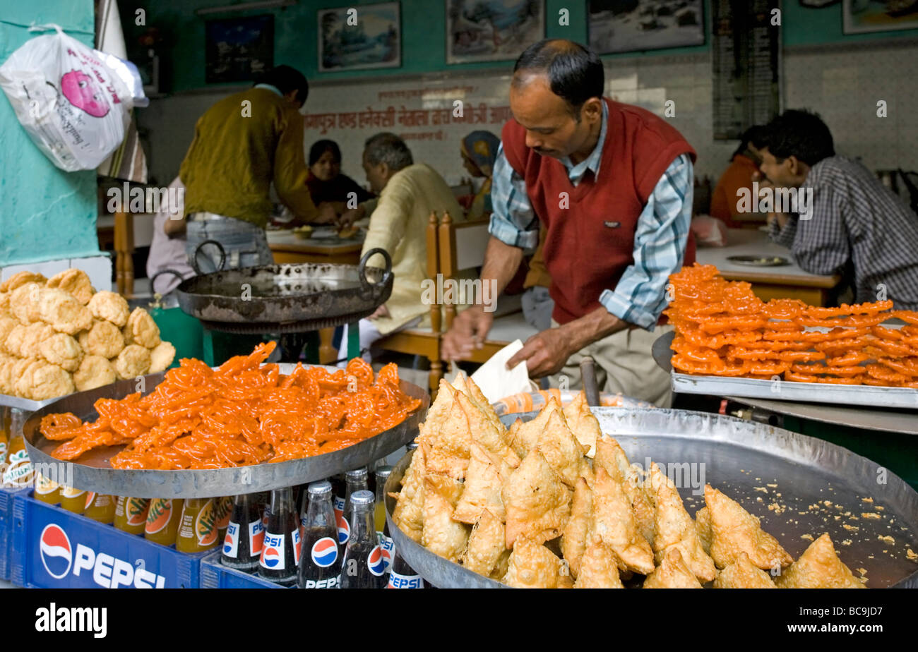 Samosas and jalebis. Gangotri. India Stock Photo - Alamy